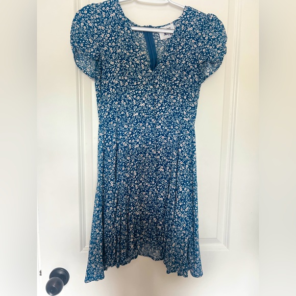 Princess Polly | Dresses | Princess Polly Blue Floral Mini Dress | Poshmark